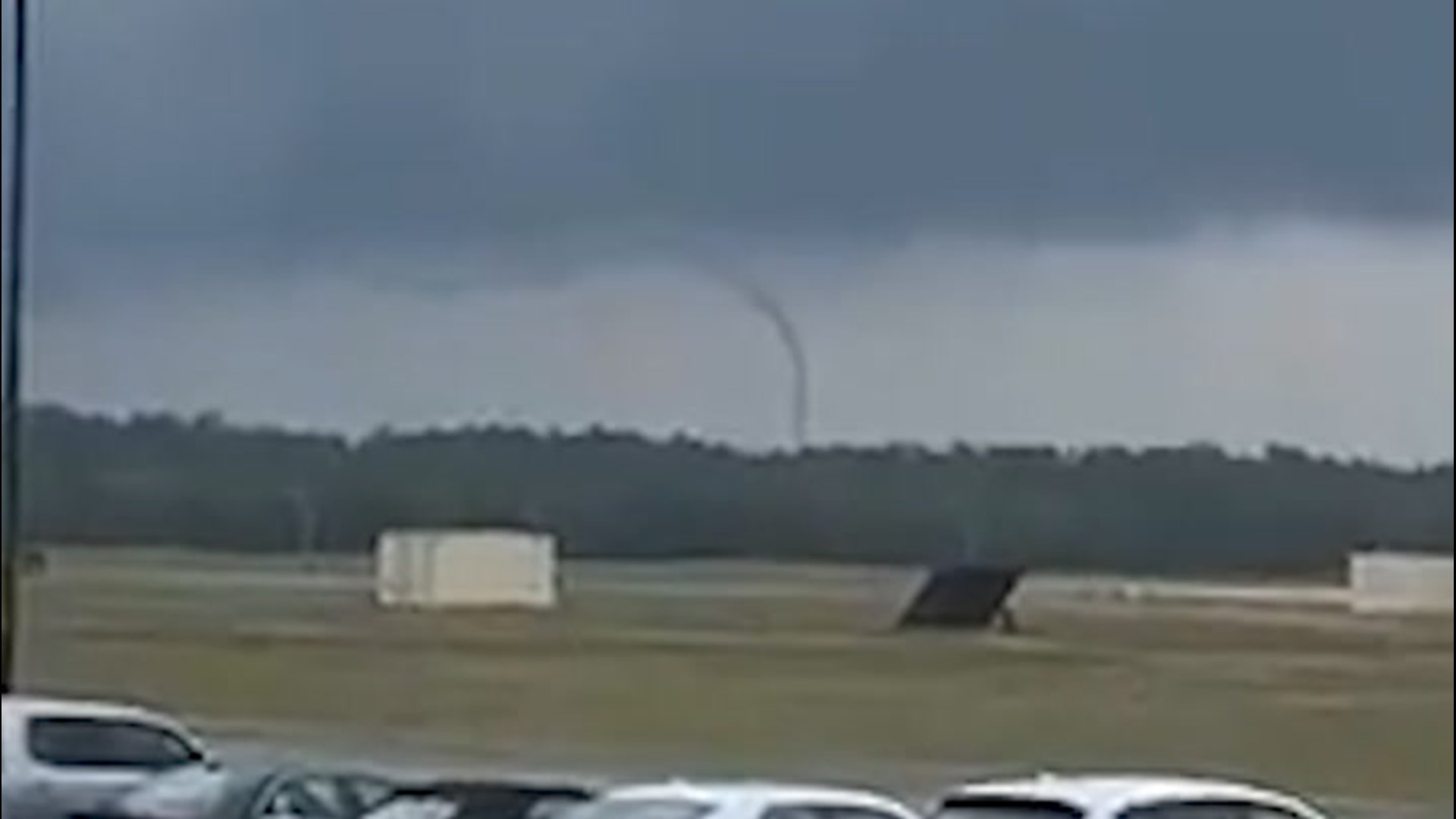 Rope tornado spins up in Florida | wgrz.com