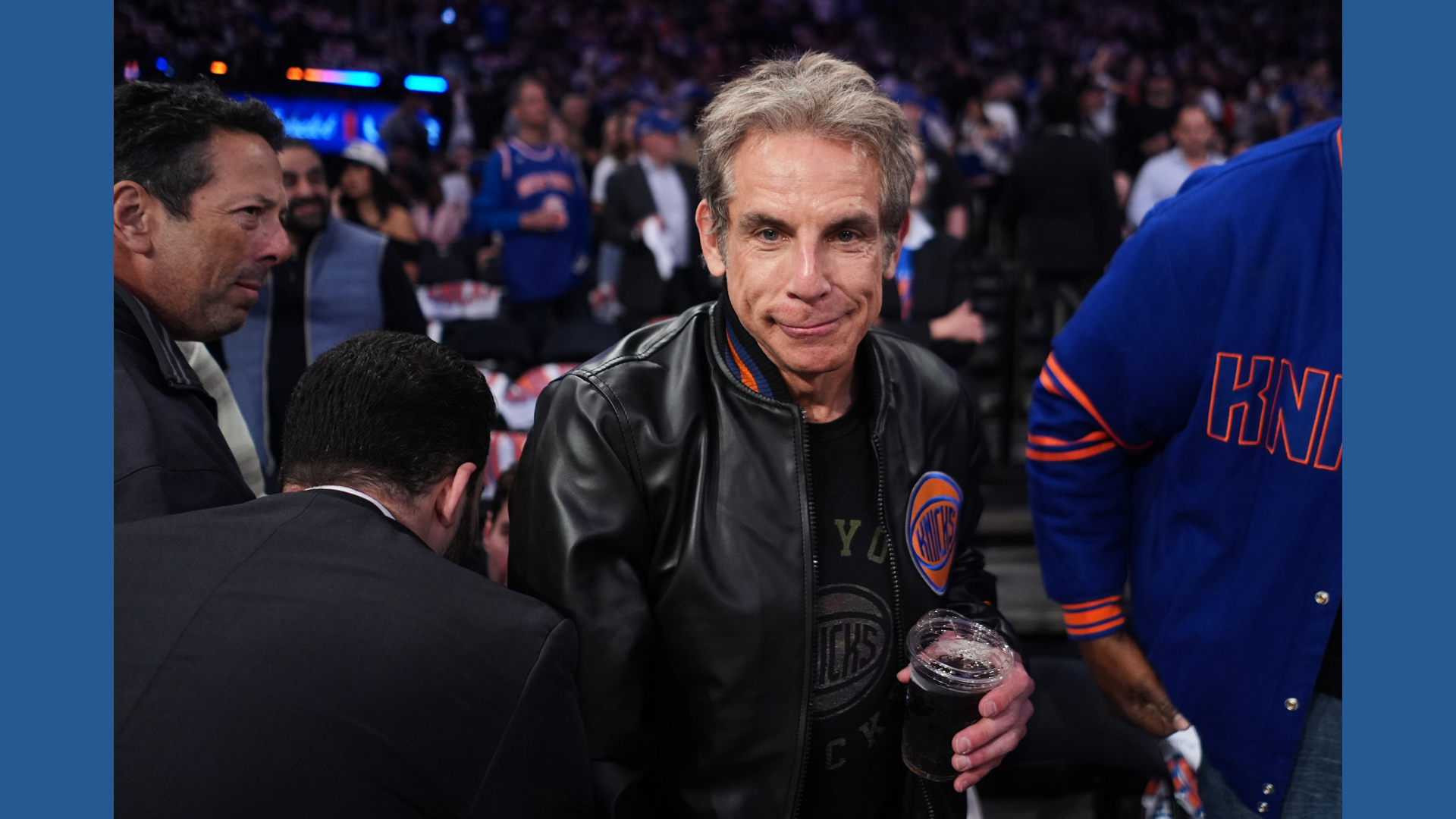 Ben Stiller welcomes a photo with Mike Brown's wife, after Knicks coach ...