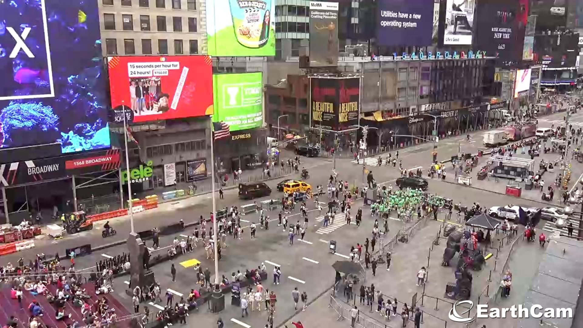 Photos: Wildfire smoke engulfs NYC in orange haze | wgrz.com