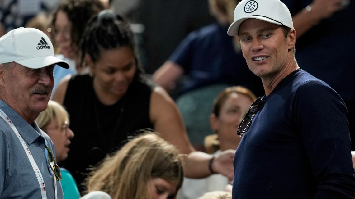 Tom Brady shows up to watch Simone Biles on final day | wgrz.com
