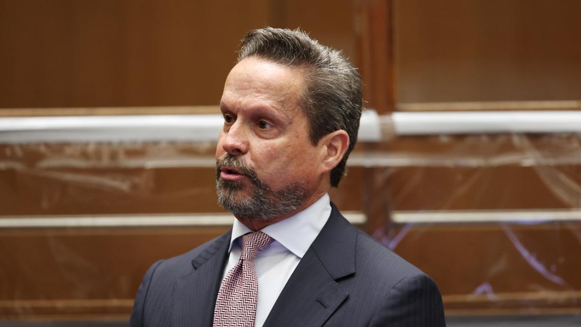 Alan Jackson, Nick Reiner's defense lawyer, withdraws from case. Here's ...