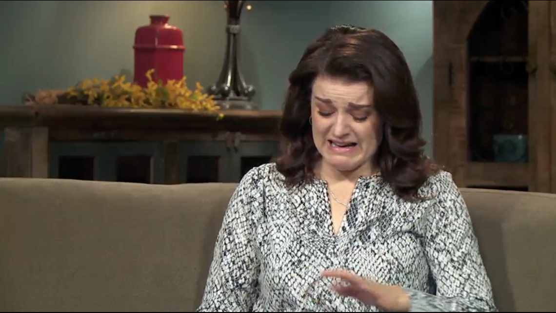 'Sister Wives' Recap: Robyn Brown Walks Off the Set Watching Emotional ...