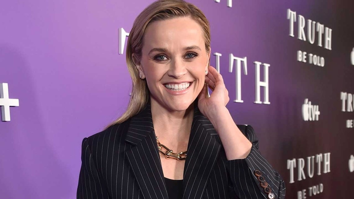 Reese Witherspoon Teases 'Lots of Romance' in Season 3 of 'The Morning ...