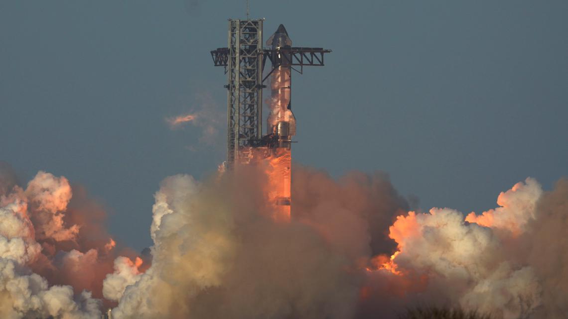 SpaceX Starship test flight loses contact minutes after launch | Texas ...