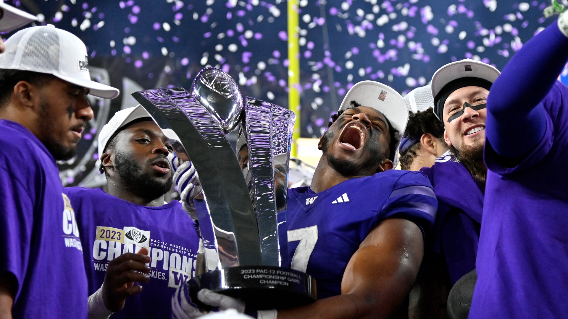 Washington Huskies win Pac-12 Championship 34-31 over Oregon Ducks ...