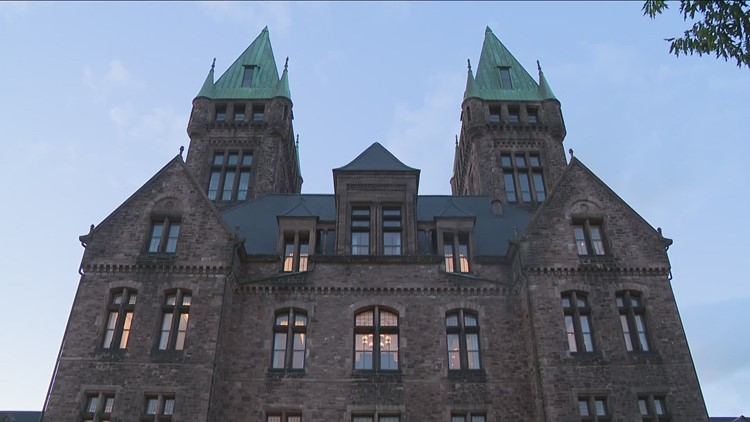 Upstate Niagara Cooperative rebrands to UNC Dairy | wgrz.com