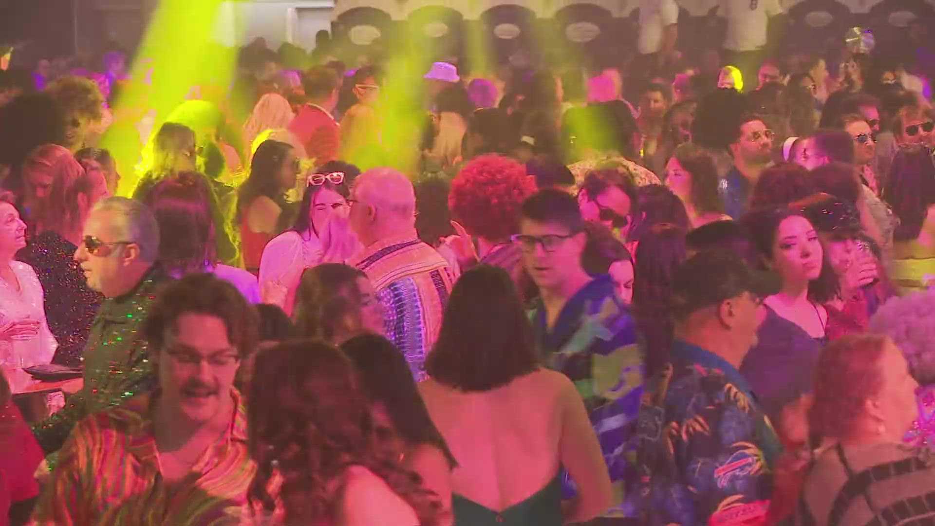 The World’s Largest Disco brings back the 70s | wgrz.com