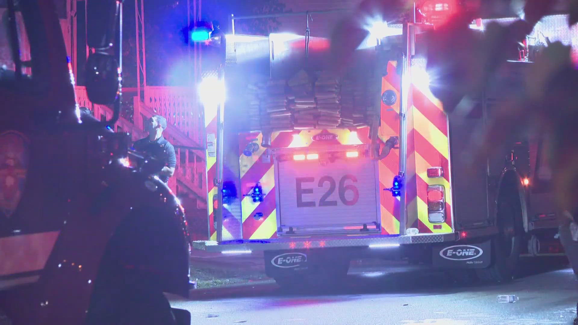 Deadly fire in Buffalo claims one life, injures firefighter | wgrz.com