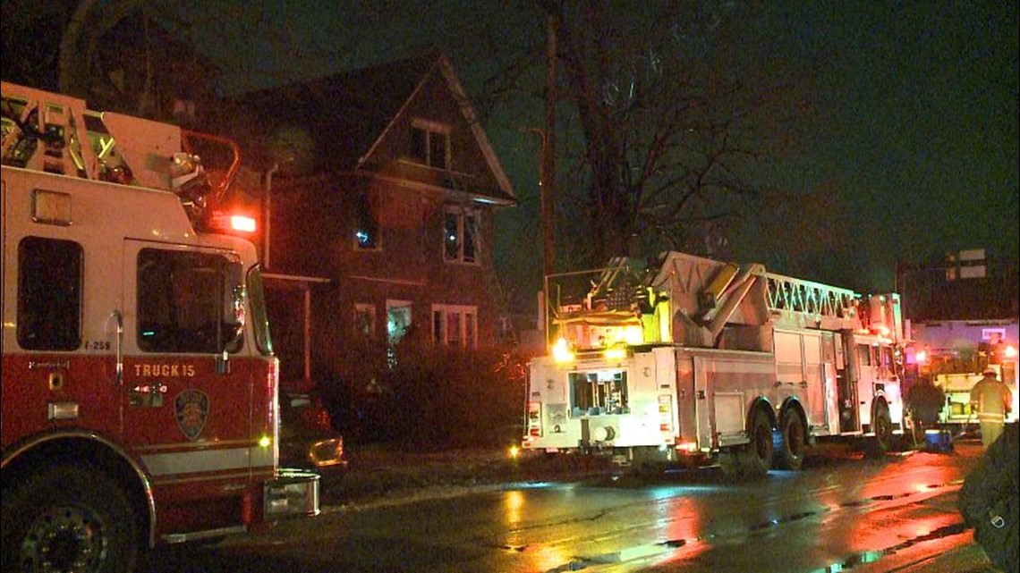 Firefighter injured, 6 people displaced due to South Buffalo fire ...