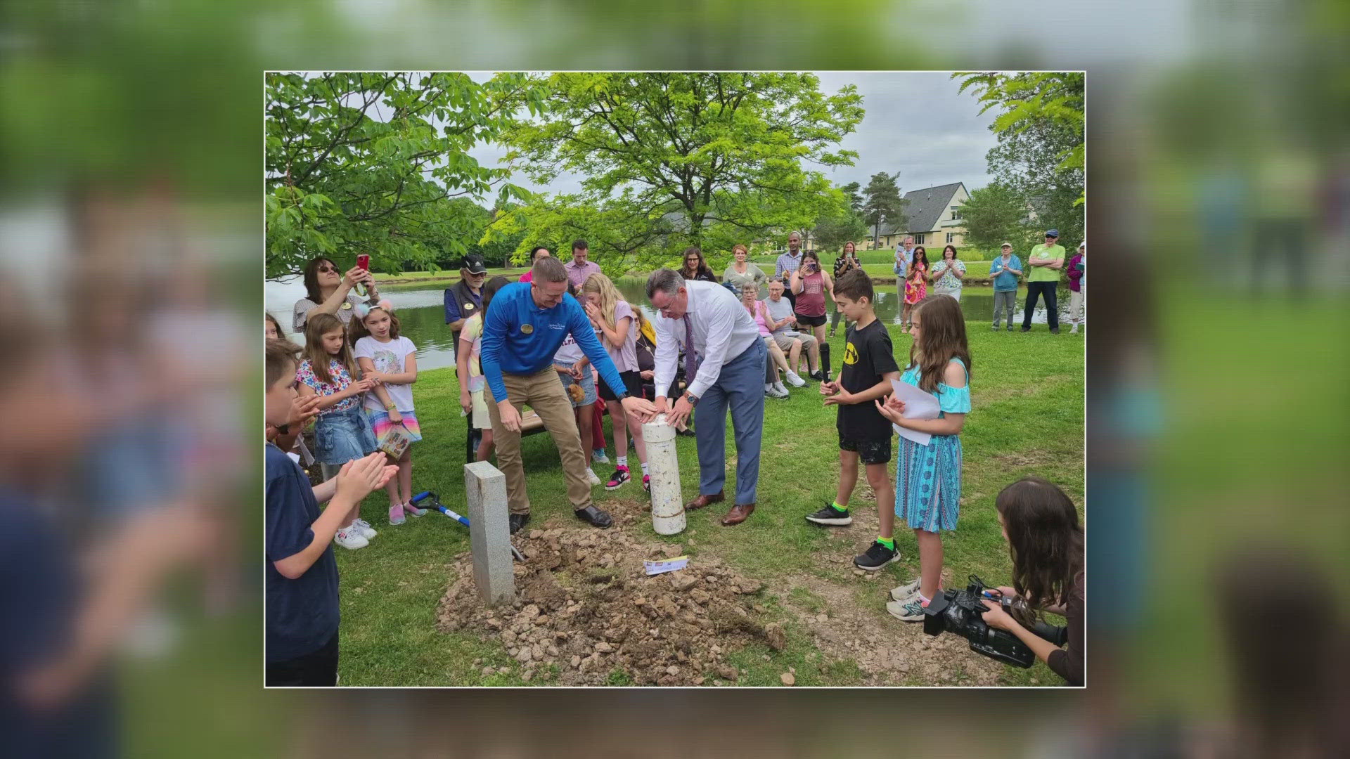 Canterbury Woods unearth time capsule | wgrz.com