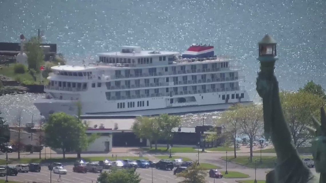 Cruise ship comes to Buffalo waterfront | wgrz.com