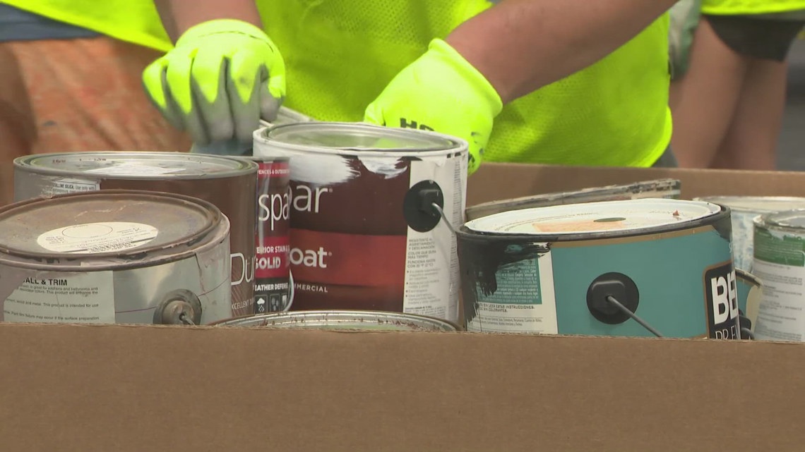 Hundreds drop off paint at recycling event | wgrz.com