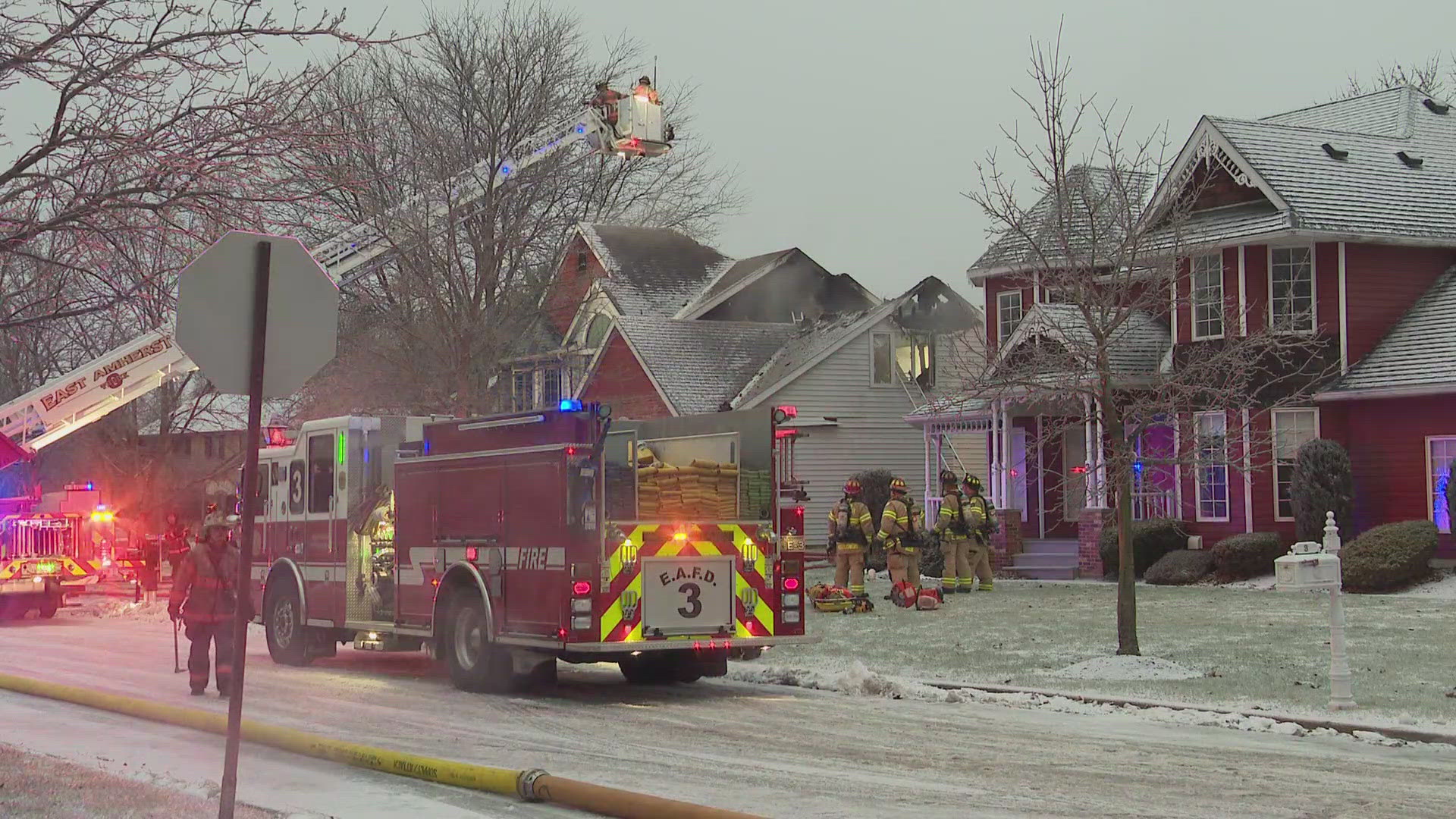 Fire at Amherst home causes $450K in damages | wgrz.com