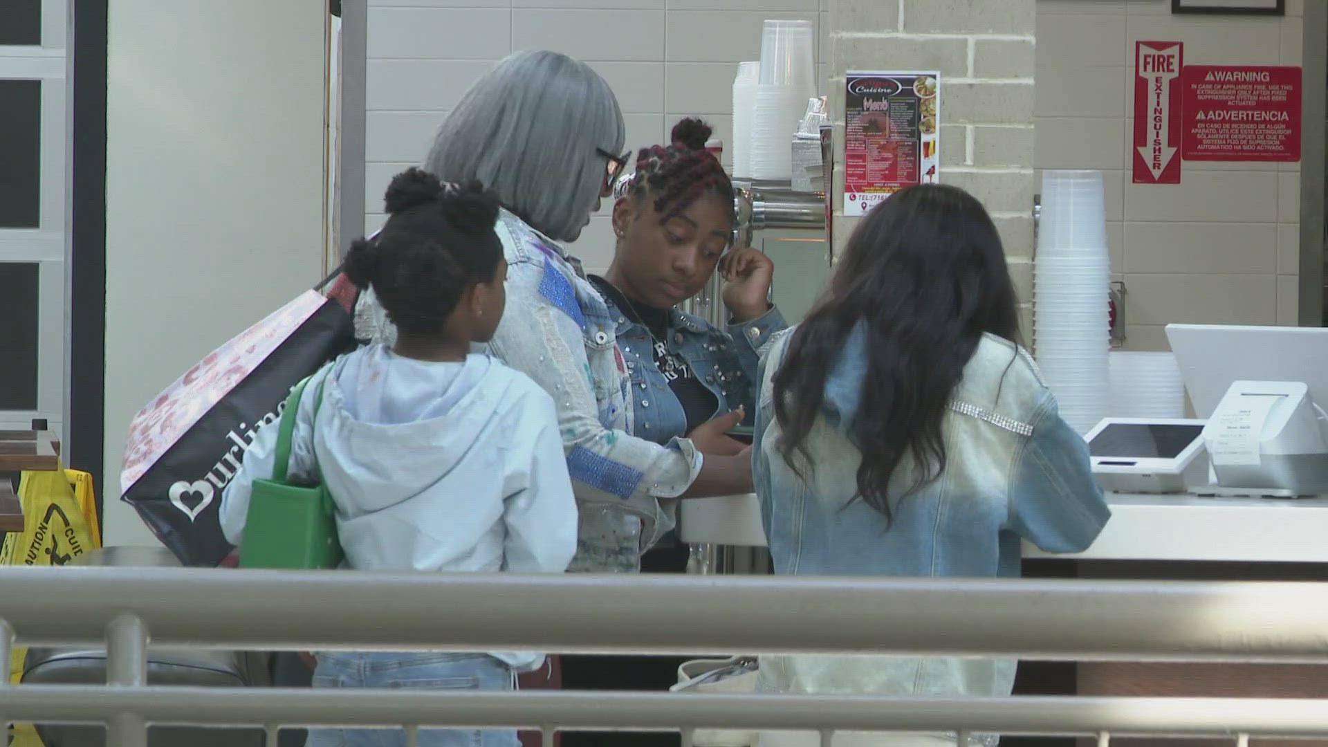 Coalition rents out theater for kids | wgrz.com