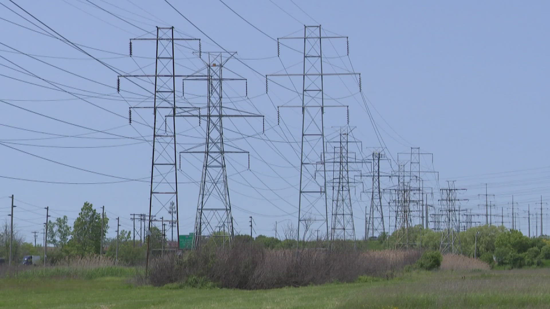 NYSEG inspects power lines with low-flying helicopters | wgrz.com