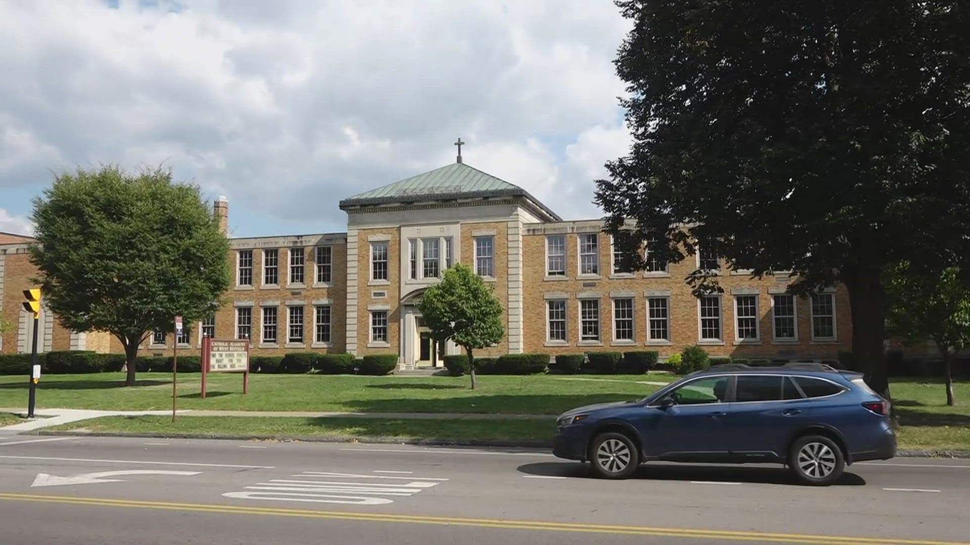 Buffalo Catholic schools boost security with armed guards | wgrz.com