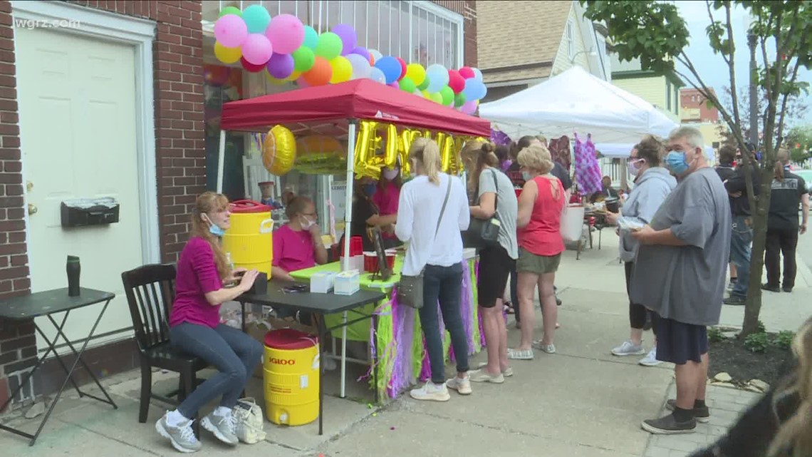 Lovejoy Village Art Connection opens in Buffalo | wgrz.com
