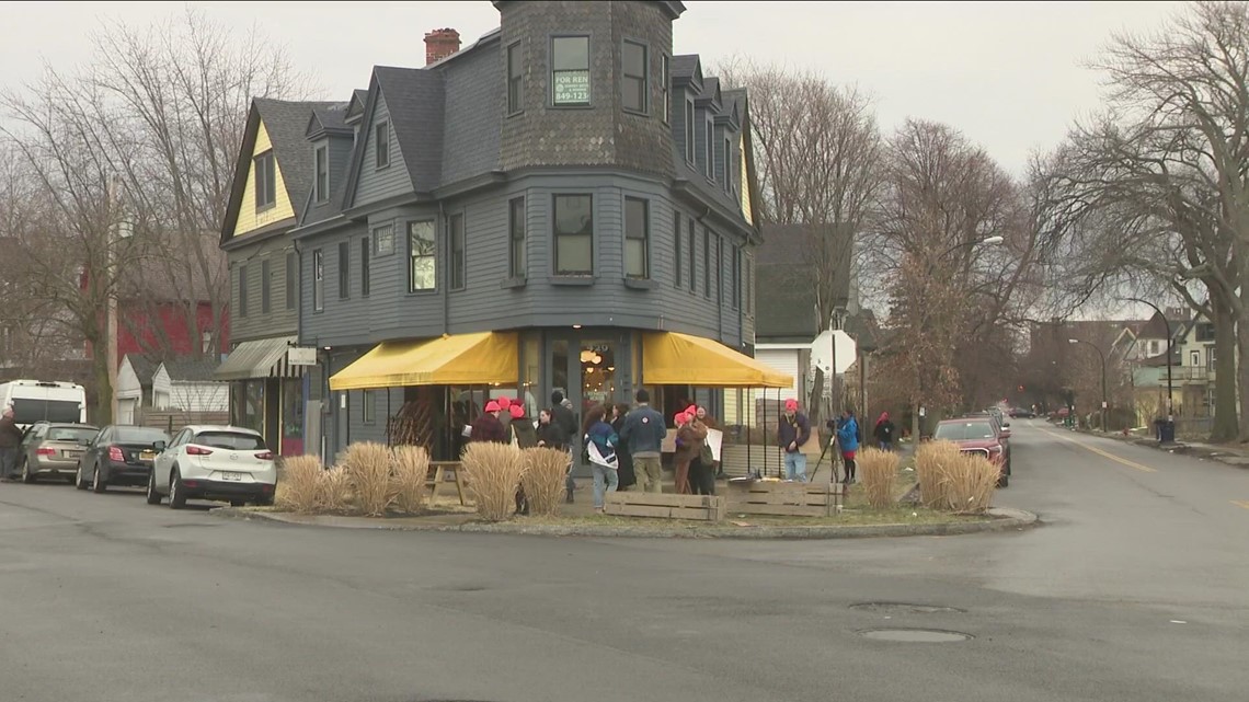 Workers Remedy House coffee shop form union | wgrz.com