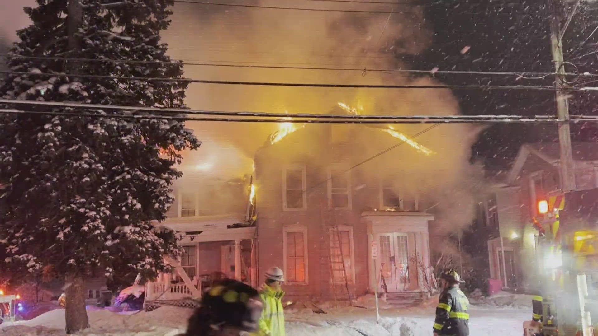 Seven displaced by Lockport house fire | wgrz.com