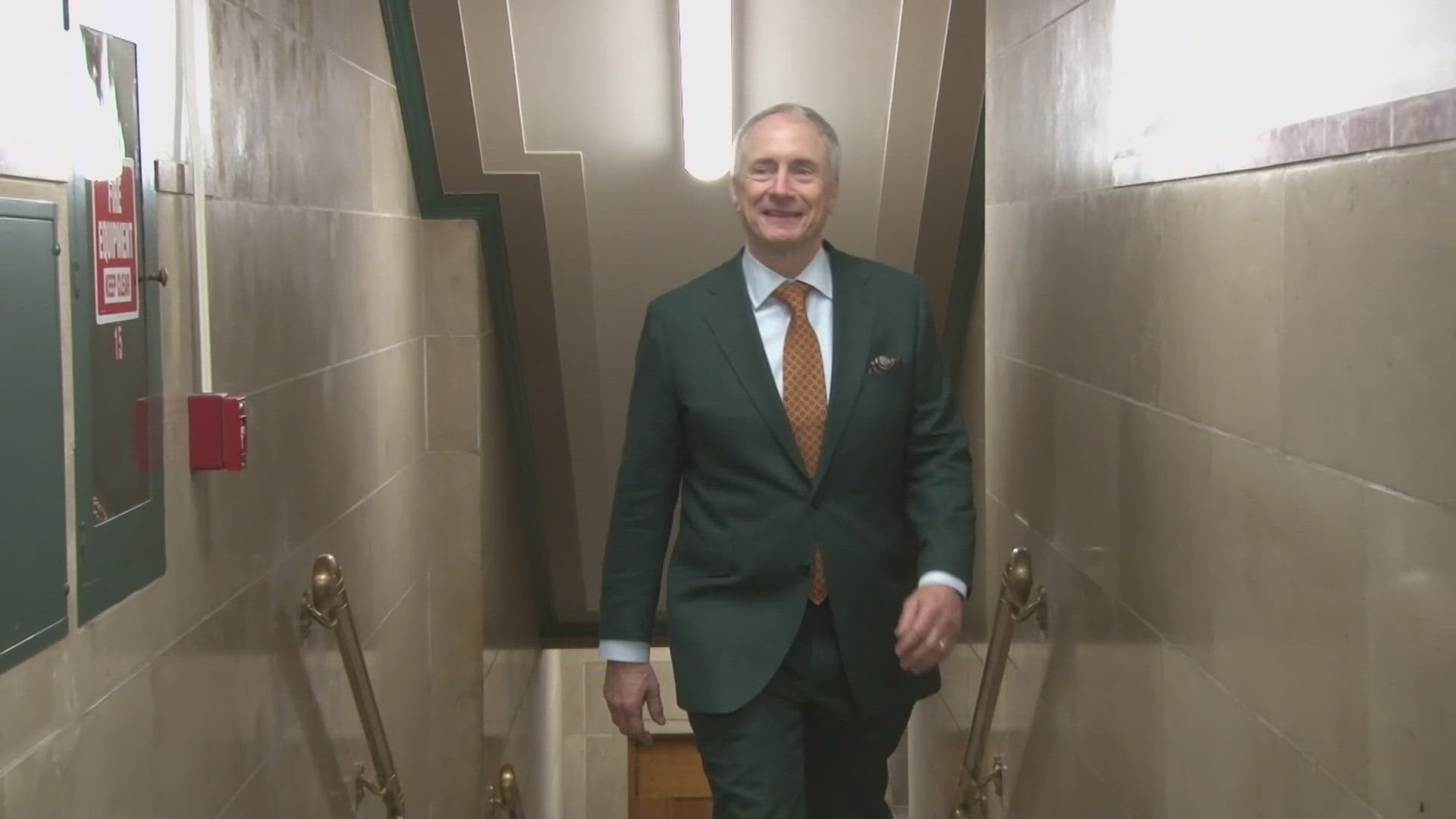 Sean Ryan officially sworn in as the City of Buffalo's 64th mayor ...