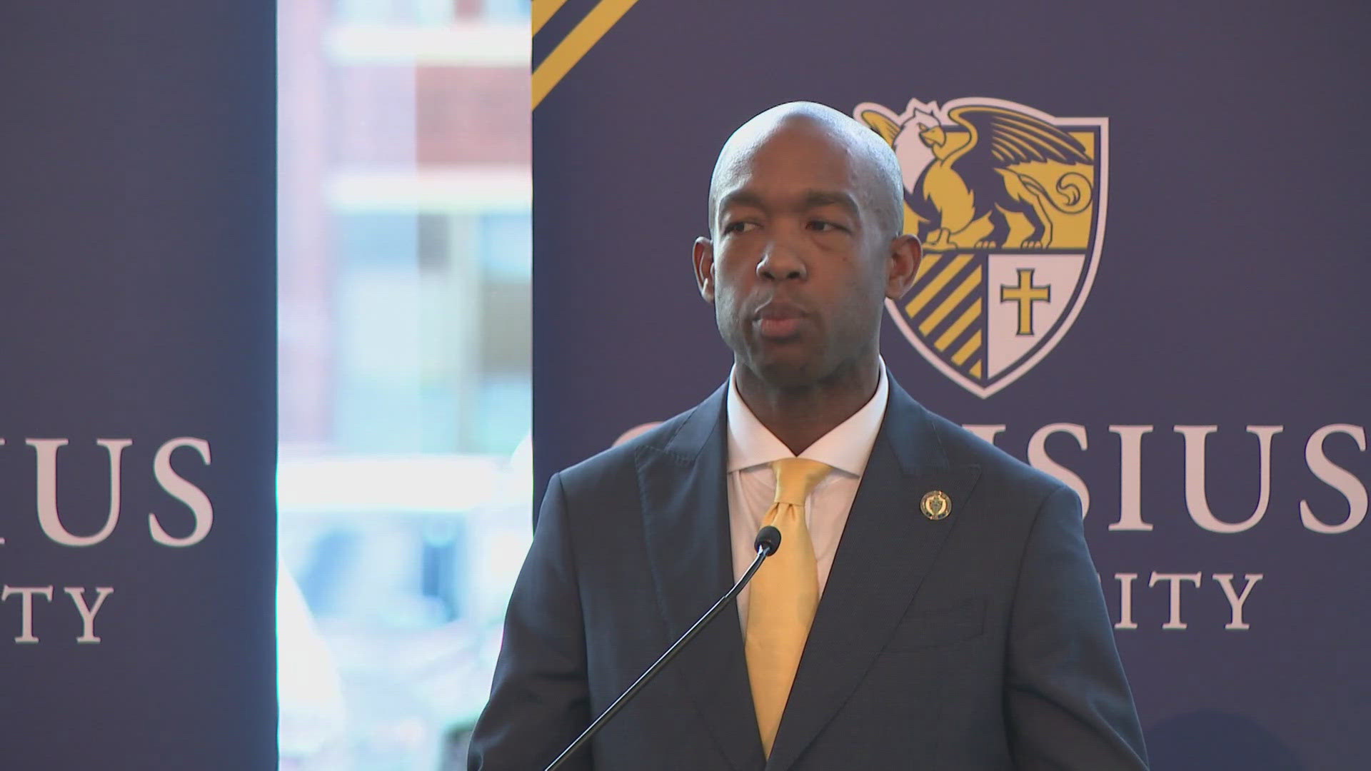 Canisius University President Stoute returns after leave | wgrz.com