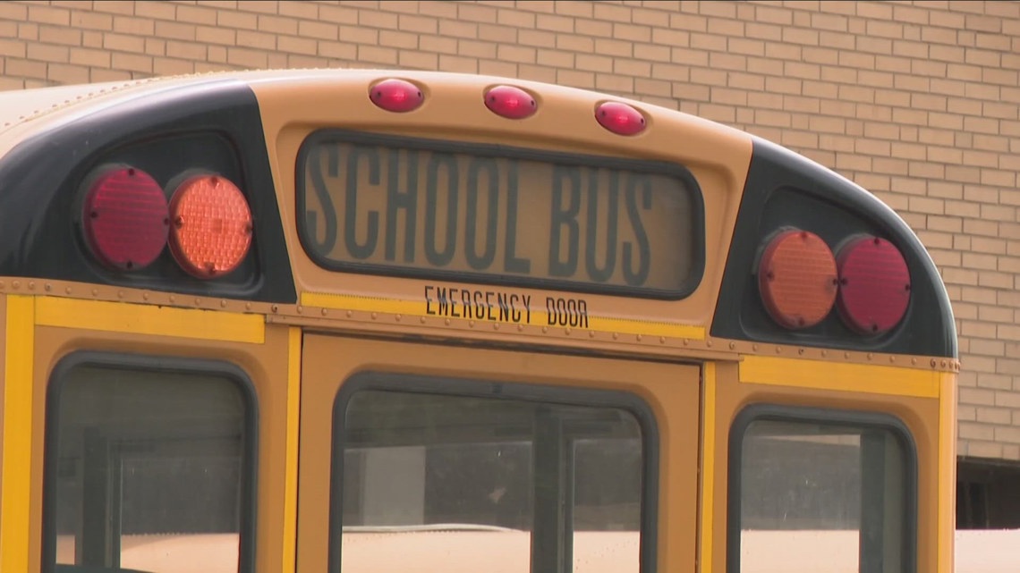 Enforcement of school bus stop-arm safety begins October 1 | wgrz.com