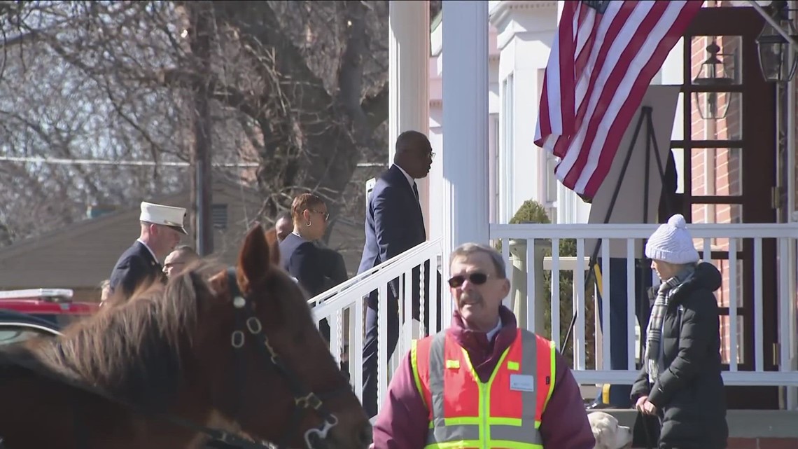 Buffalo Fire honor guard prepares for Jason Arno services | wgrz.com
