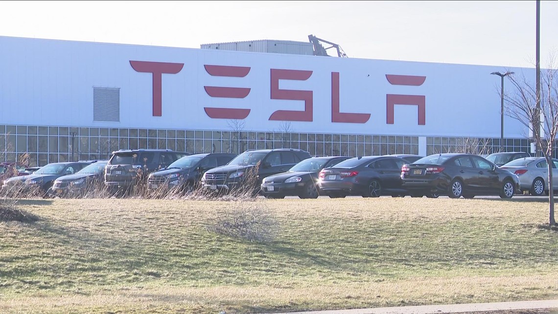 Tesla leaders worried about Elon Musk's drug use | wgrz.com