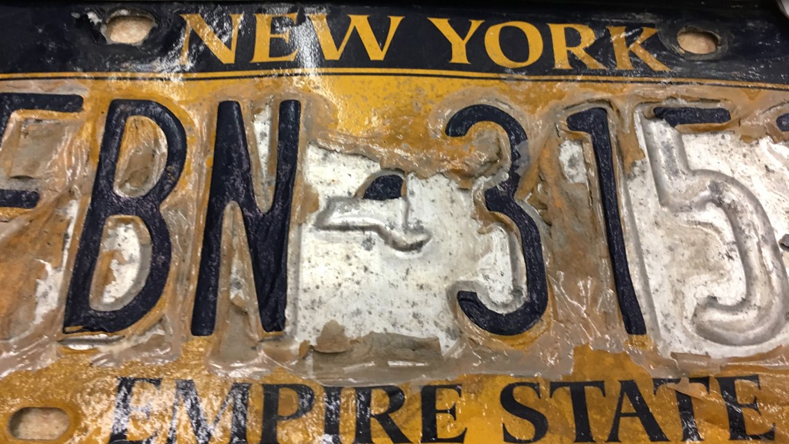The yellow plates are peeling, too? Sadly, yes | wgrz.com