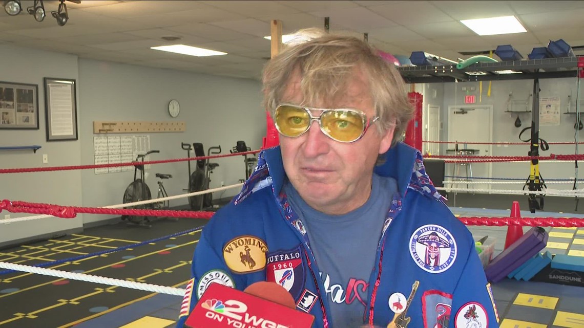 Bills Elvis gives back in honor of dad | wgrz.com