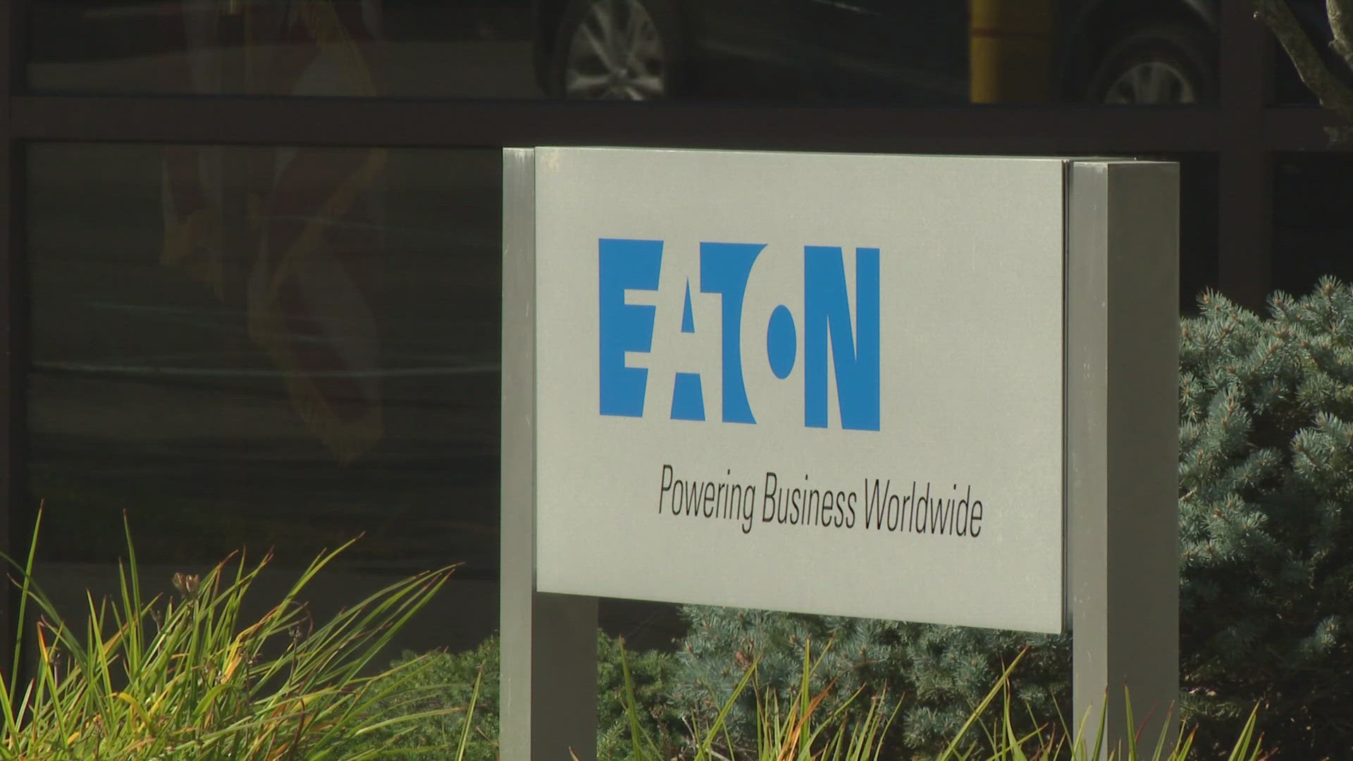 Eaton expands NY plant, aims to grow workforce by 100 | wgrz.com