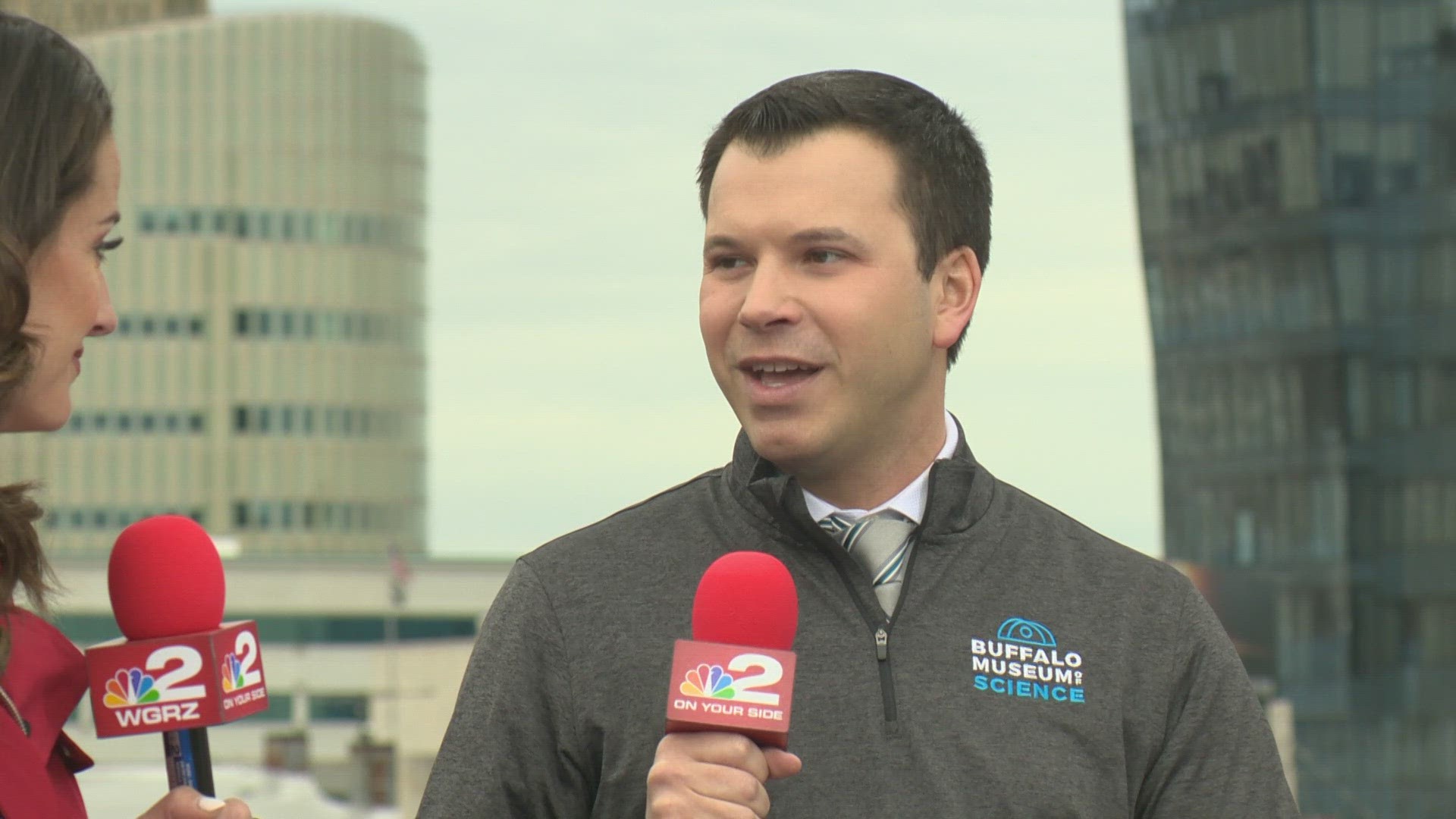 Tips on how to use your special glasses during total solar eclipse ...