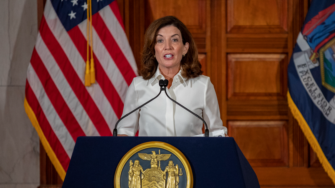 Now governor, Kathy Hochul steps into national spotlight | wgrz.com