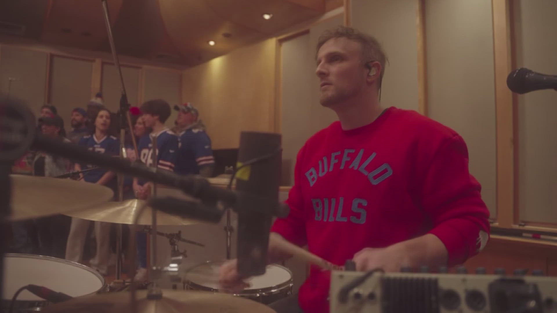 Sing along to Mr. Brightside live with the Killers this summer | wgrz.com