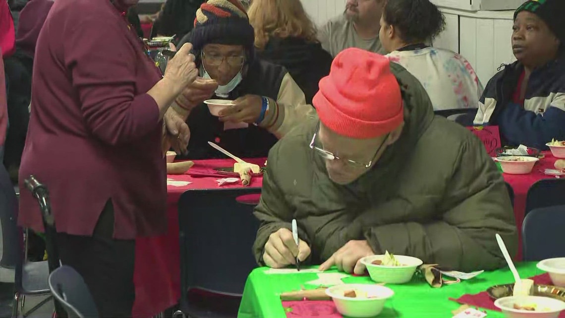 Buffalo Dream Center holds free lasagna dinner for the homeless | wgrz.com