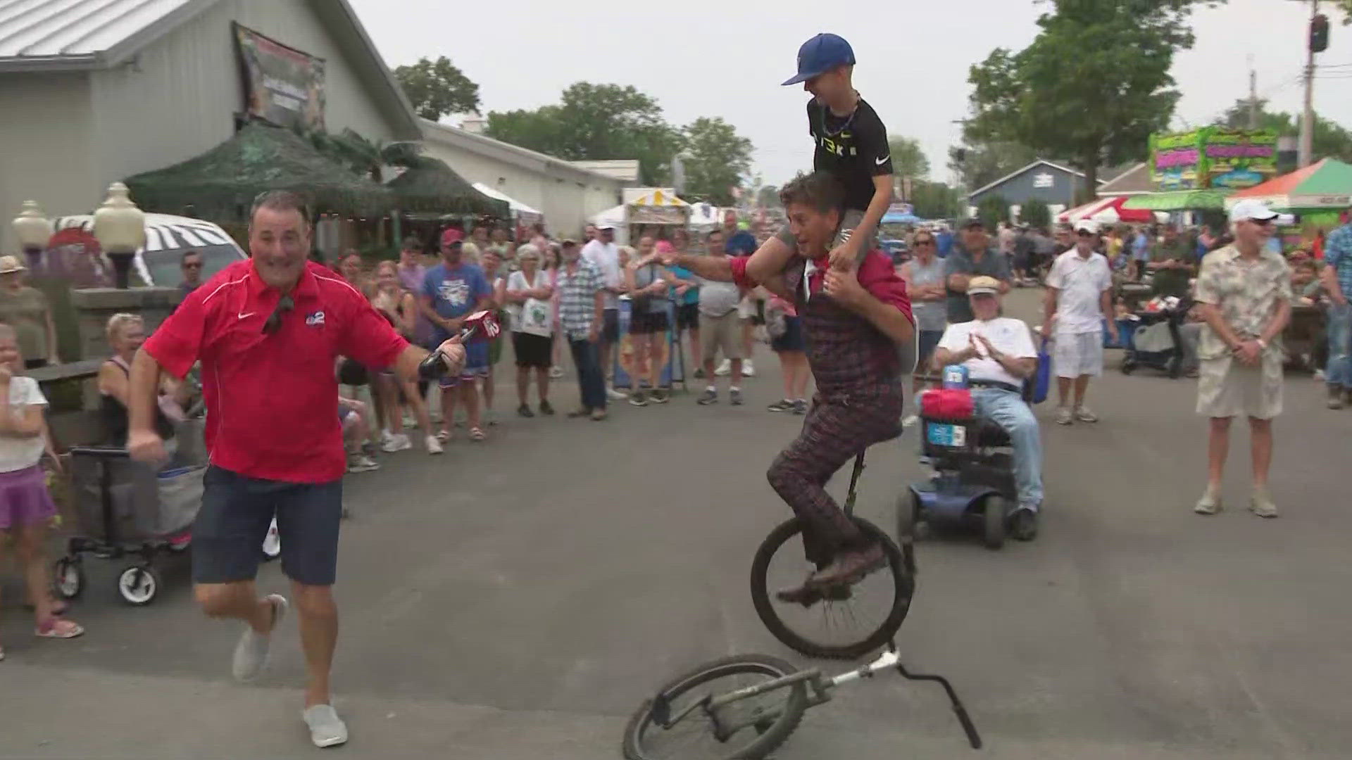 Erie County Fair: Kevin O'Neill has some fun with the Fritzy Brothers ...