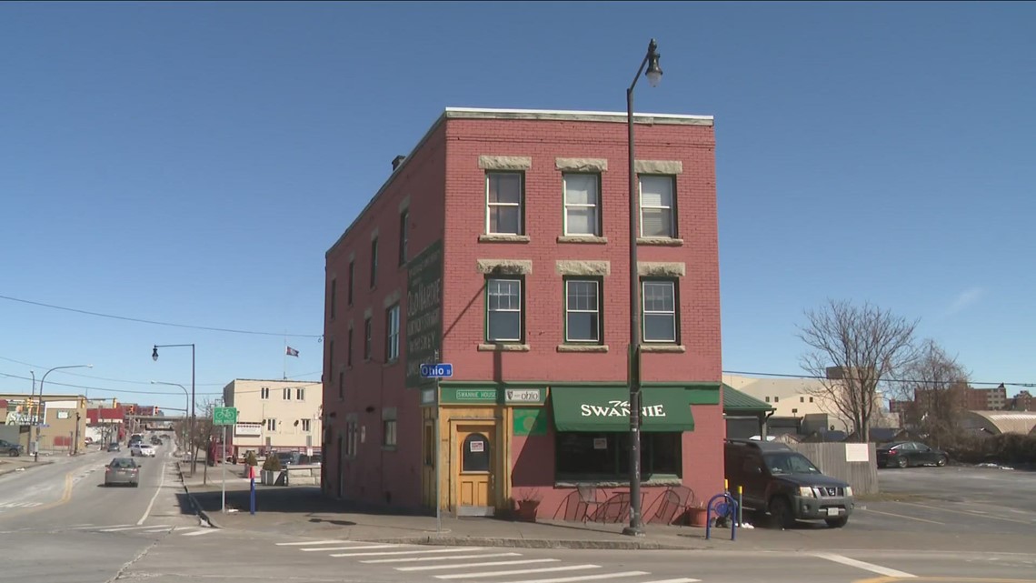 Swannie House back in business after closing temporarily | wgrz.com