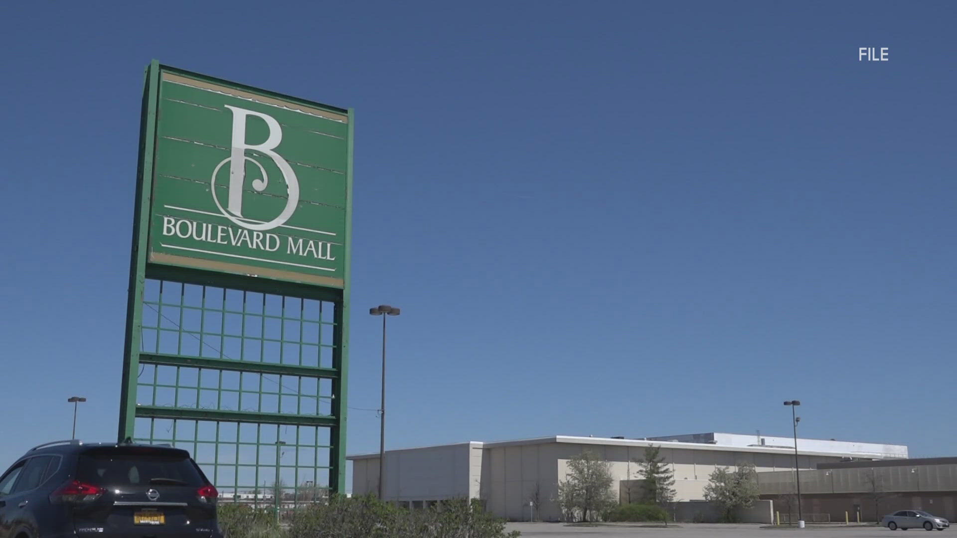 Benderson Development closes on Boulevard Mall | wgrz.com