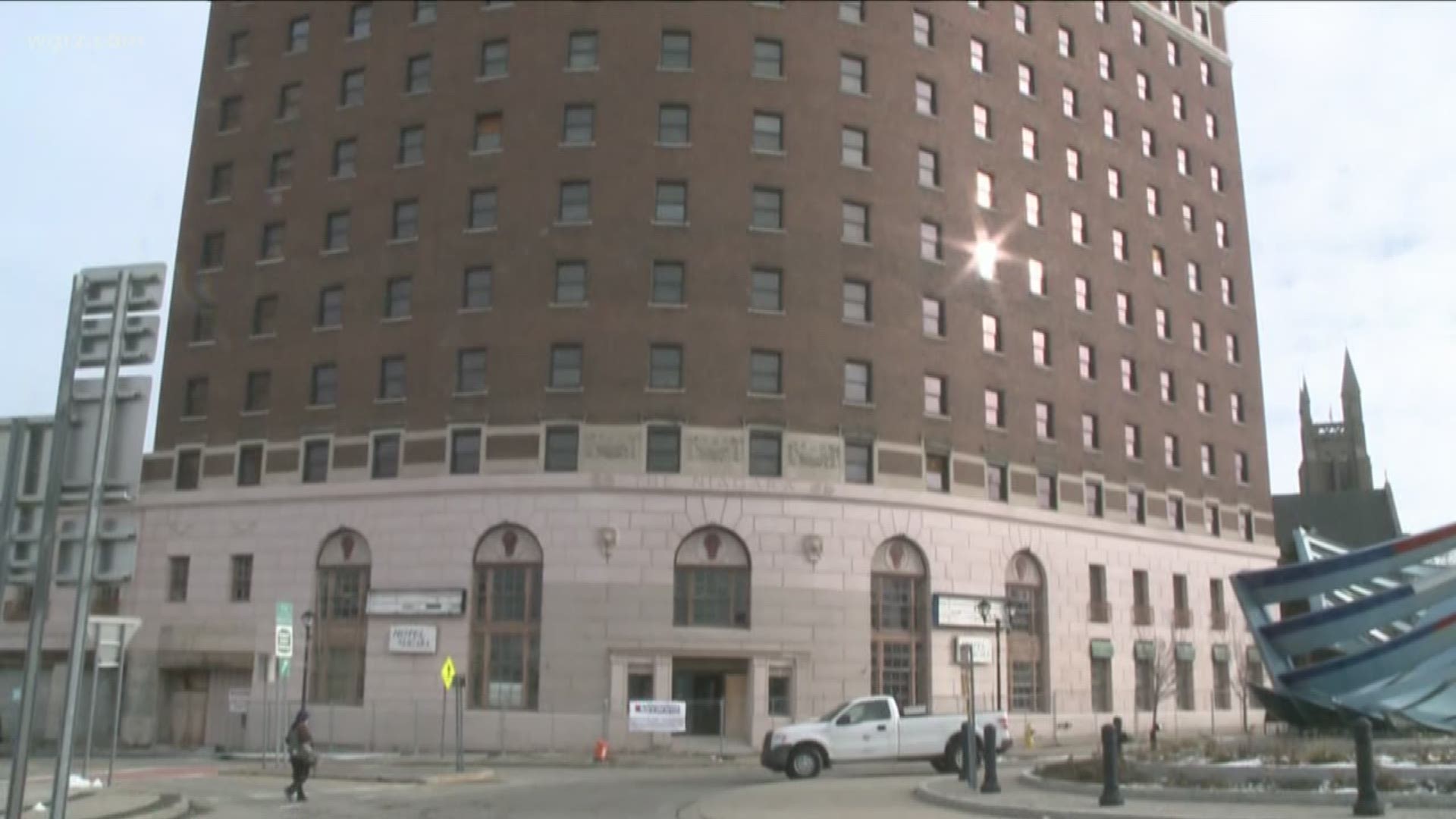 $50.8M restoration of historic Niagara Falls hotel begins again | wgrz.com