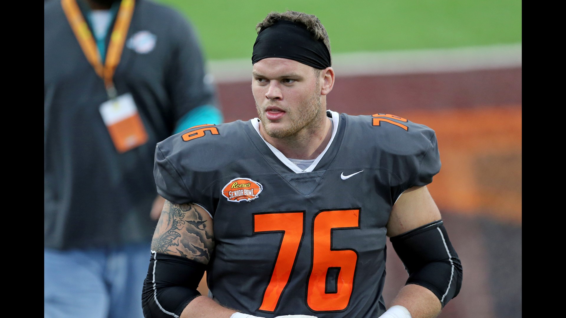 Bills sign OT Spencer Brown to four-year contract | wgrz.com