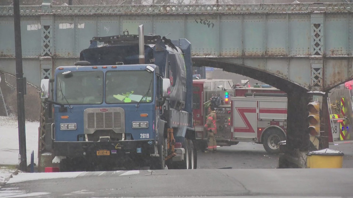 Garbage Truck hits overpass on Colvin Boulevard | wgrz.com