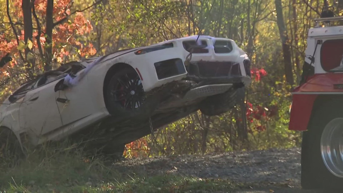 Car plunges 50 feet off West Seneca cliff; 2 rescued near Buffalo Creek ...