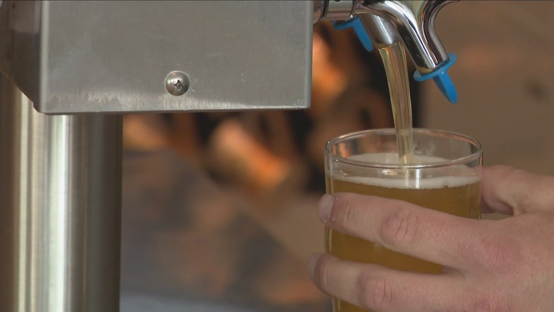 What is a bar crawl? | wgrz.com