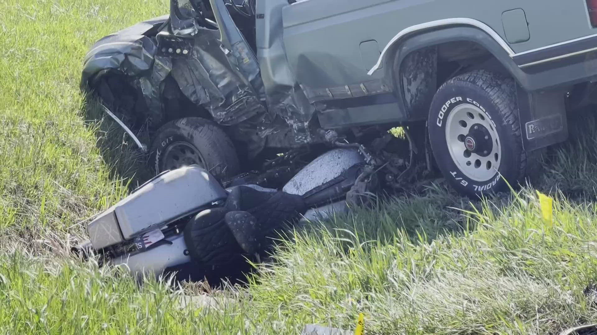 Motorcycle driver dies after crash in Porter | wgrz.com