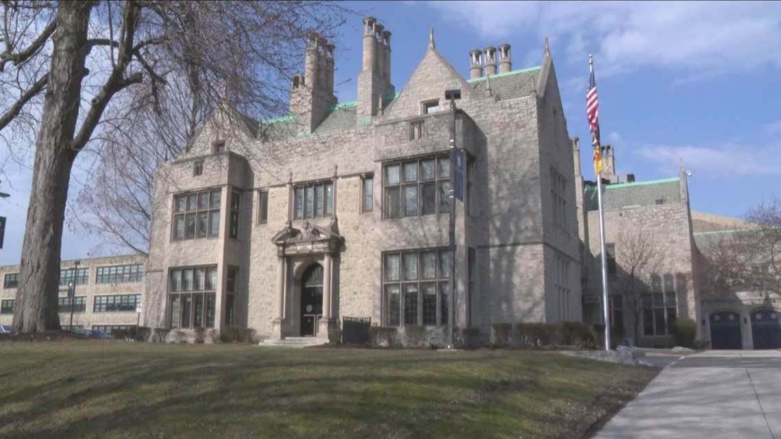Buffalo police release details on Canisius High School's senior camp out | wgrz.com