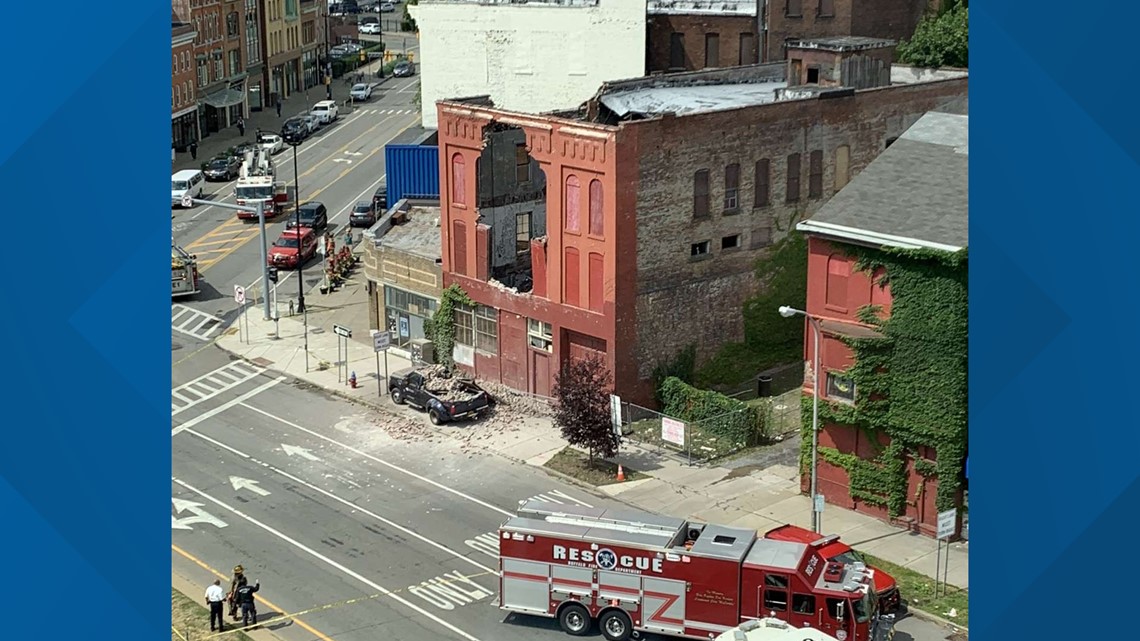 PHOTOS: Partial building collapse in downtown Buffalo | wgrz.com
