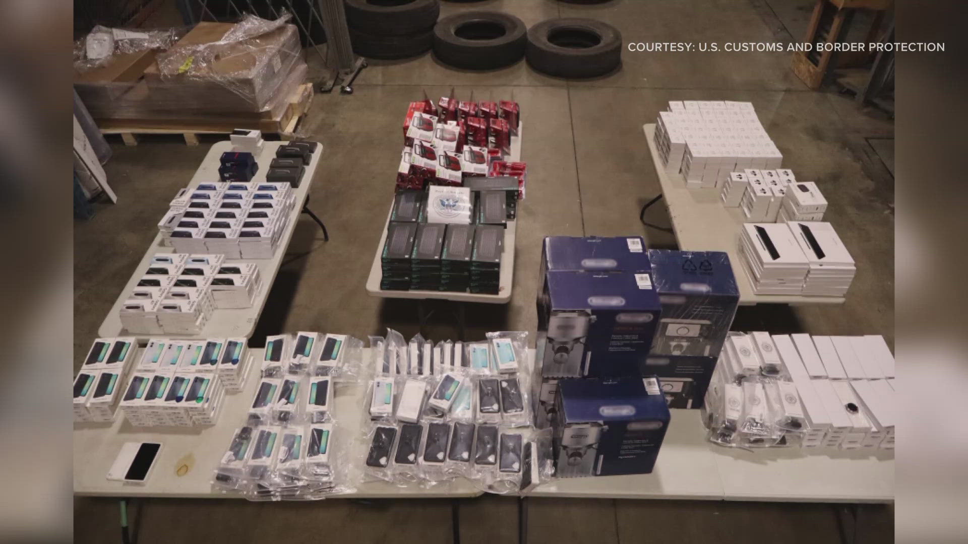 $150,000 worth of fake electronics seized at Peace Bridge | wgrz.com