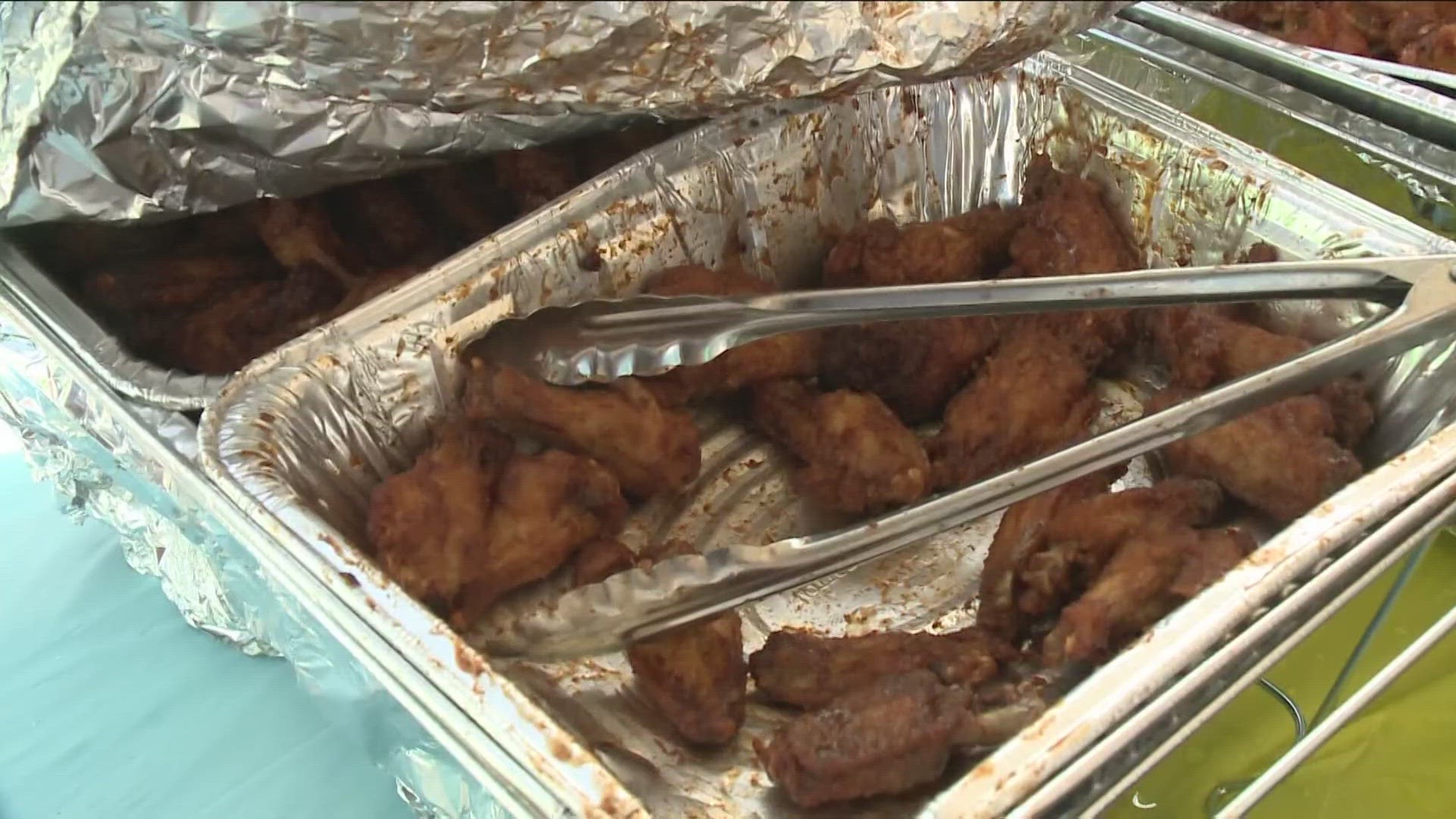 Joey Chestnut competing next weekend in chicken wing contest | wgrz.com