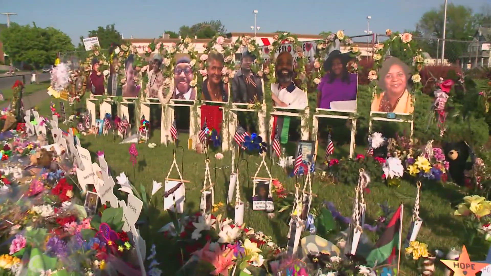 Jefferson Avenue Tops shooting memorial moves forward | wgrz.com