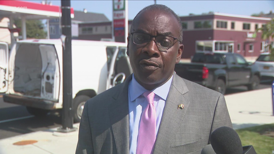 Analysis: After court ruling adds Mayor Brown to ballot, what happens ...